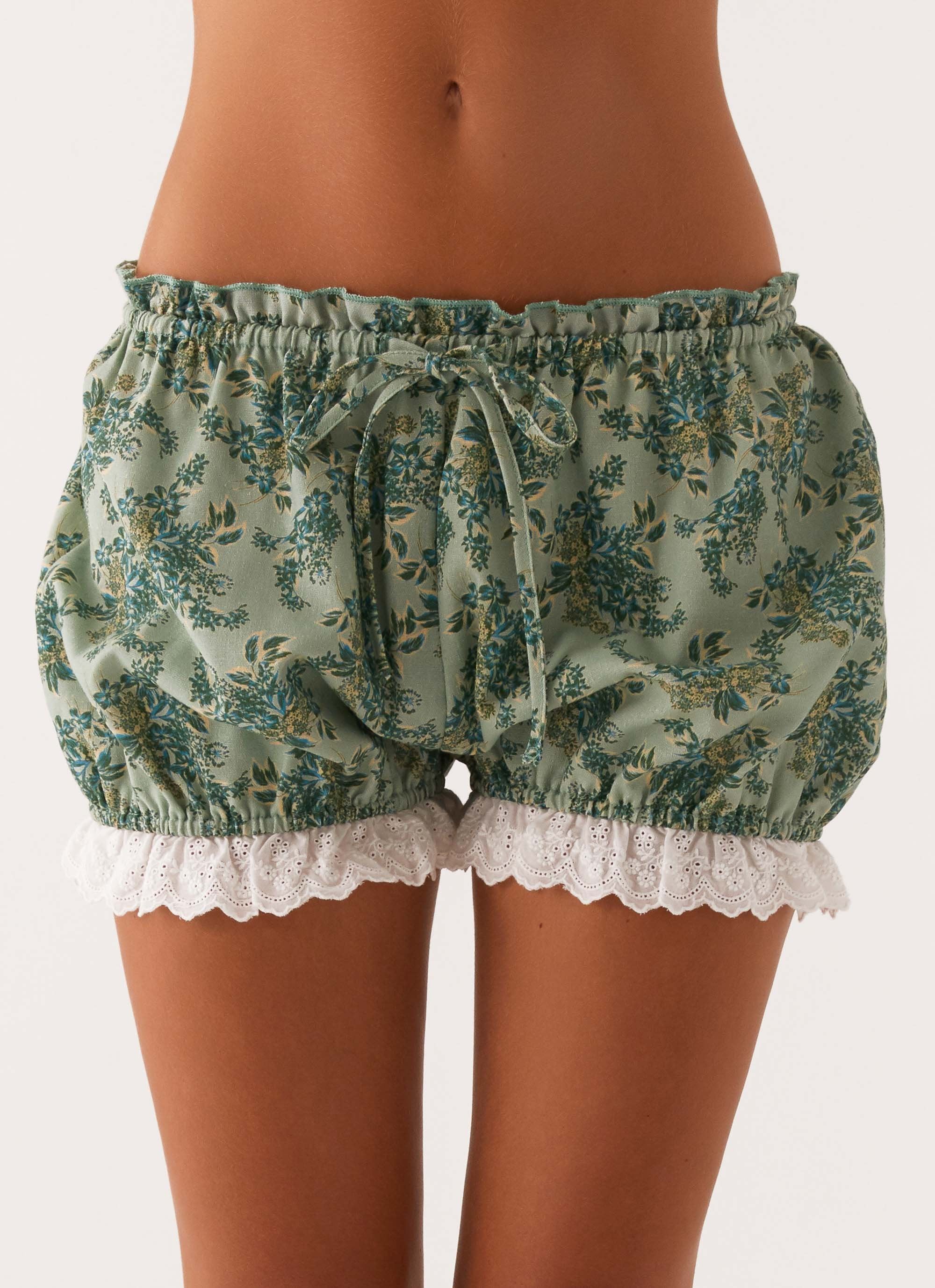 Weston Lace Trim Shorts - Cloud Nine Floral – Peppermayo